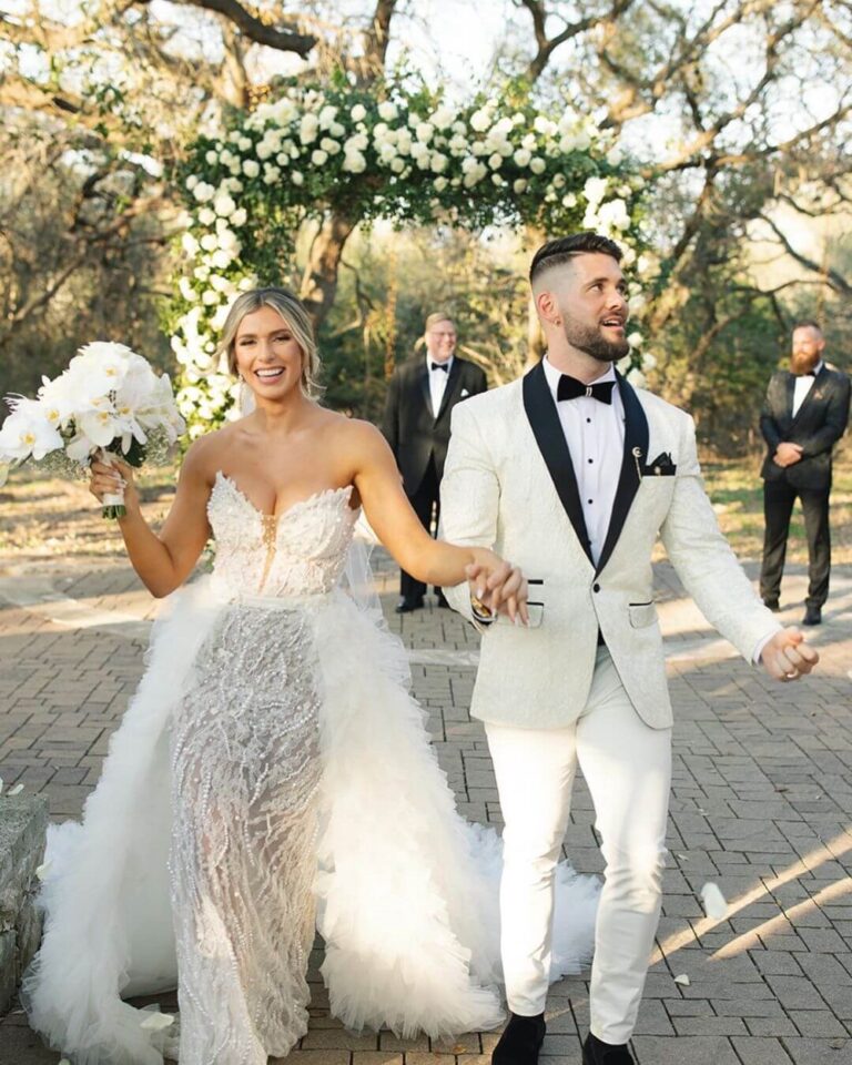 Aaron Abke Bio, Age, Wife, Net Worth, Height, Family, Religion