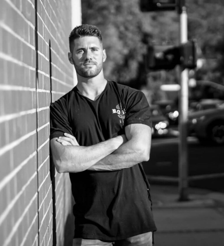 Aaron Abke Bio, Age, Wife, Net Worth, Height, Family, Religion