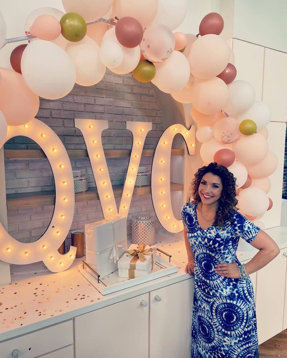 Ali Carr Bio, QVC, Age, Parents, Husband, Net Worth, Wiki