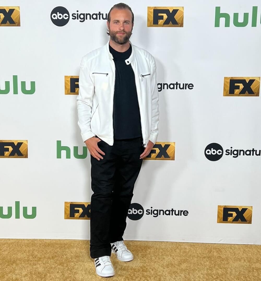 Joshua Earp Net Worth, Age, Wife, Height, Career, Wiki