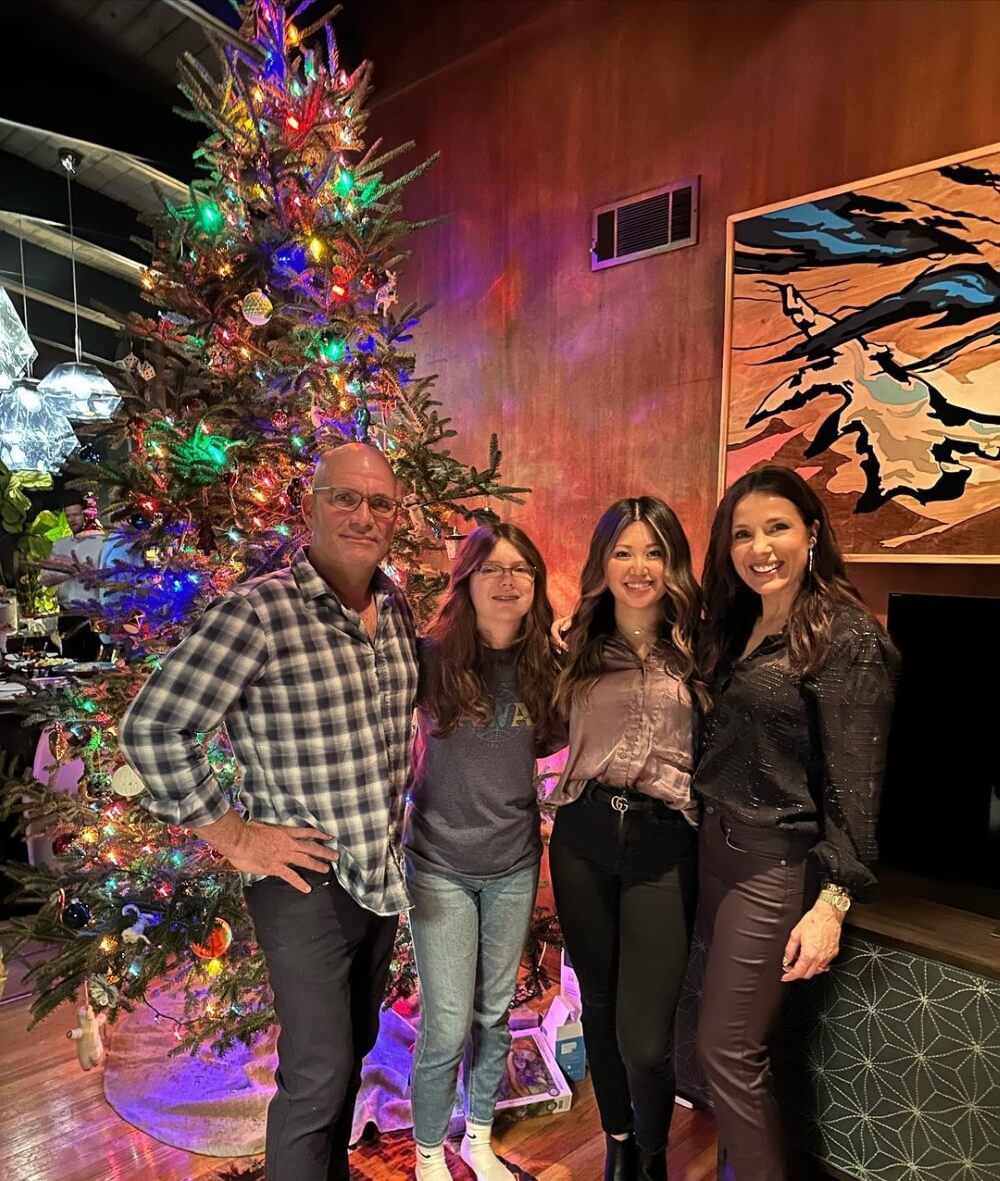 Sandra Bennett QVC Age, Husband, Adopted Daughter, Net Worth