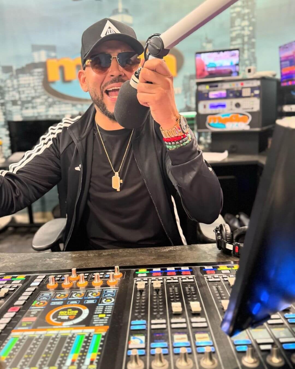 DJ Aneudy Wife, Age, Net Worth, Height, Career, Songs