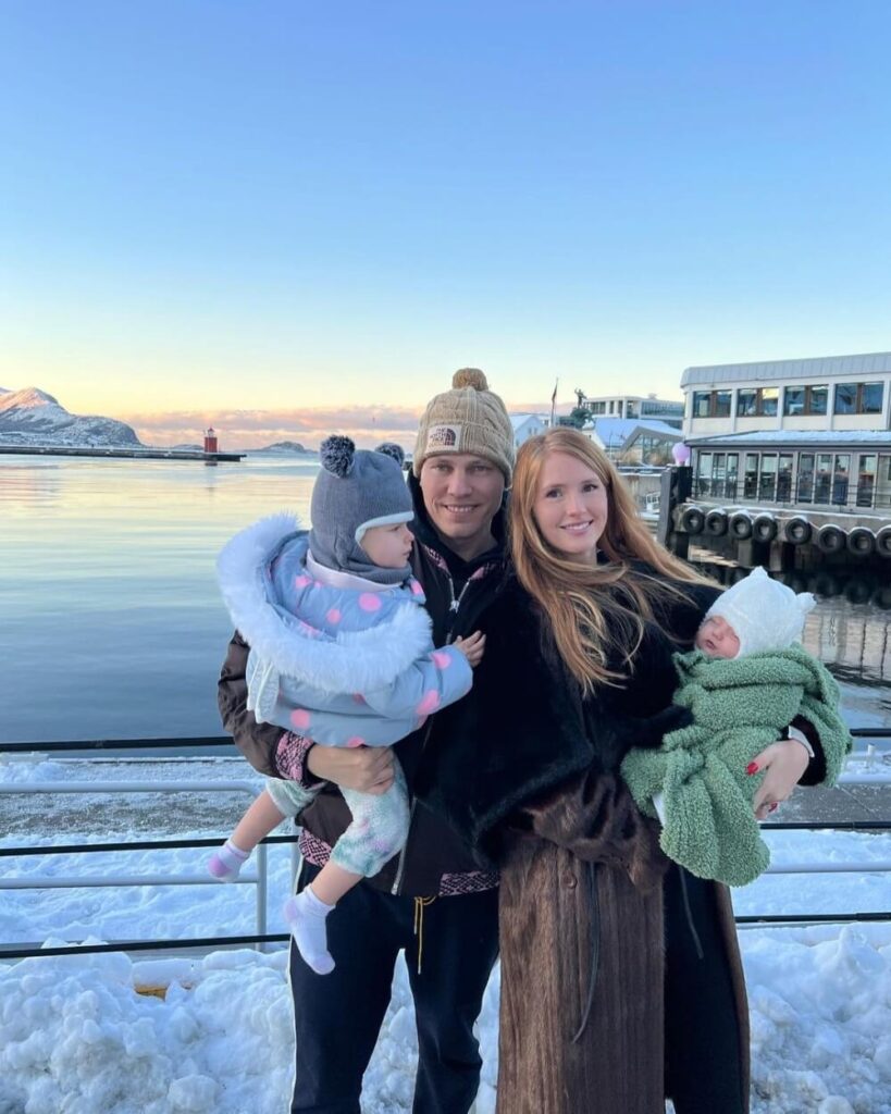 DJ Tiësto Age, Net Worth, Wife, Height, Songs, Child, Bio