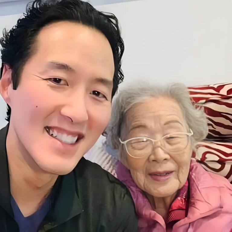 Dr. Anthony Youn Age, Family, Daughter, Net Worth, Wiki