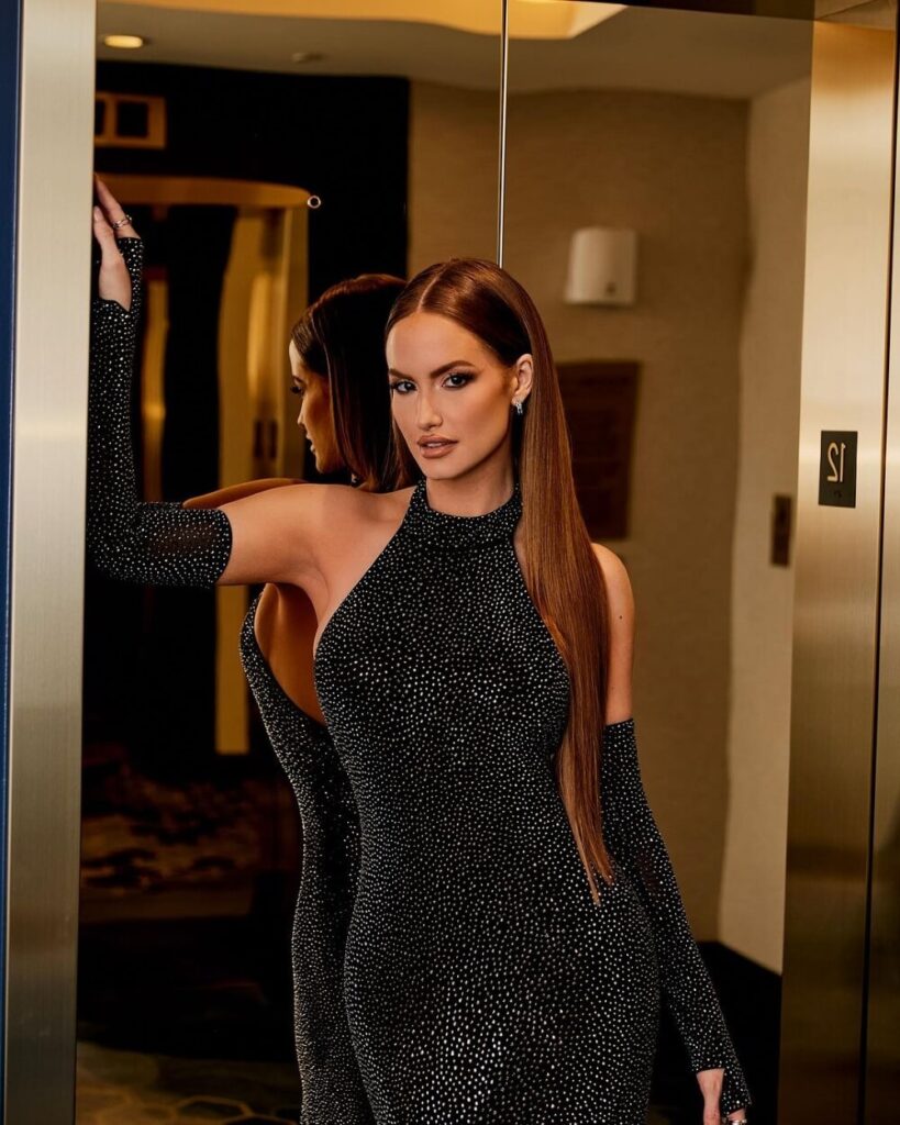 Haley Kalil Net Worth, Husband, Age, Height, Parents, Bio