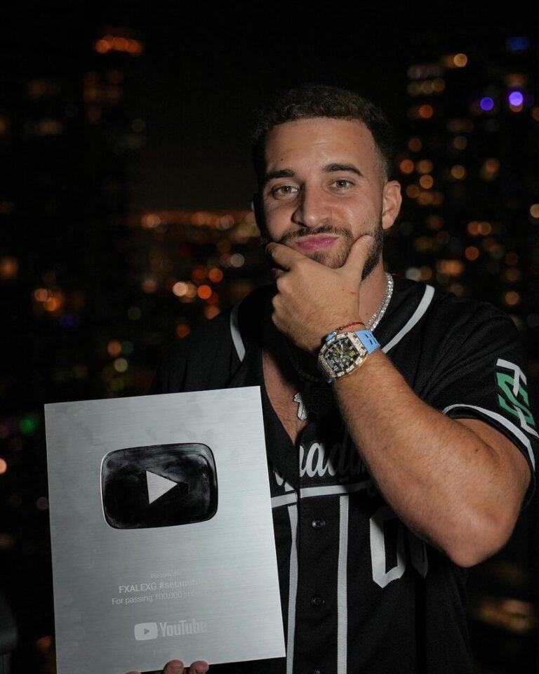 Alex Gonzalez Trader Bio, Net Worth, Age, Height, Wife