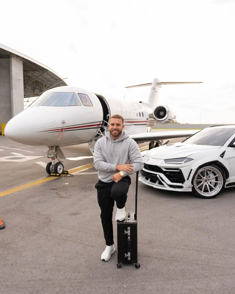 Alex Gonzalez Trader Bio, Net Worth, Age, Height, Wife