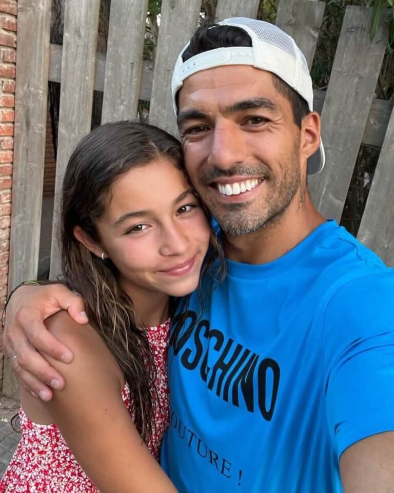 Delfina Suárez Bio, Age, Height, Father, Boyfriend, Net Worth