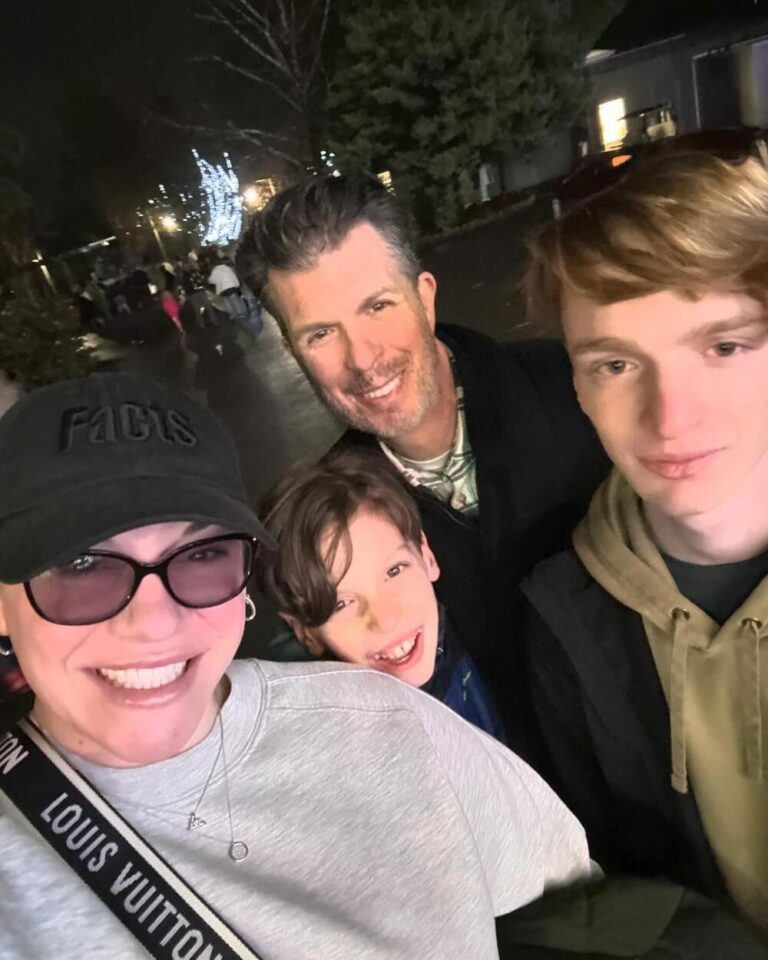 Emily D. Baker Husband, Age, Net Worth, Height, Weight Loss