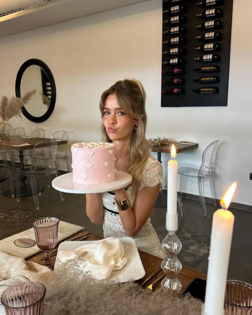 Millane Friesen Age, Husband, Height, Net Worth, Weight, Family