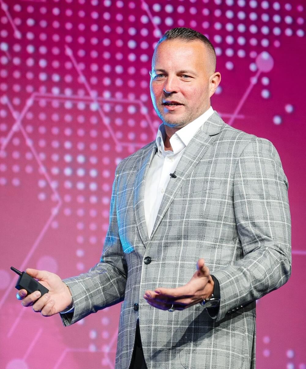 Eddie Wilson Entrepreneur Net Worth, Age, Wife, Parents, Height