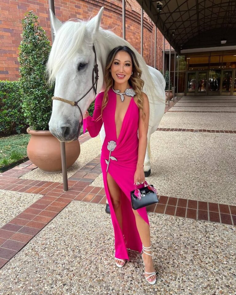 Tiffany Moon MD Age, Net Worth, Husband, Parents, Ethnicity