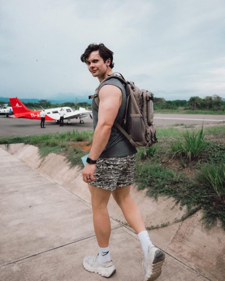 Will Tennyson Age, Height, Wife, Weight, Net Worth, Parents, Bio