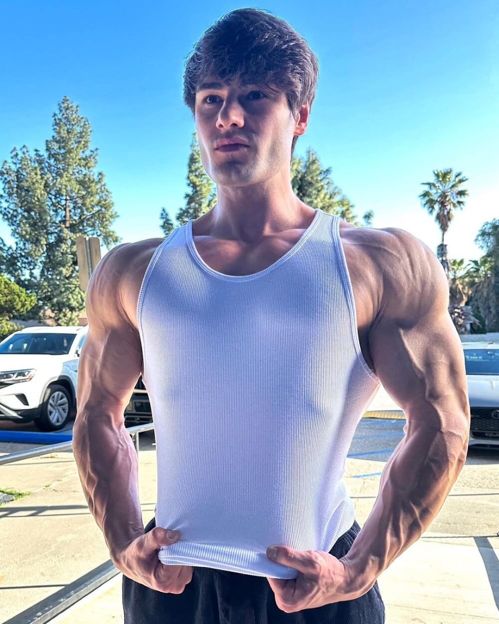 Jeff Seid Age, Height, Weight, Wife, Net Worth, Parents