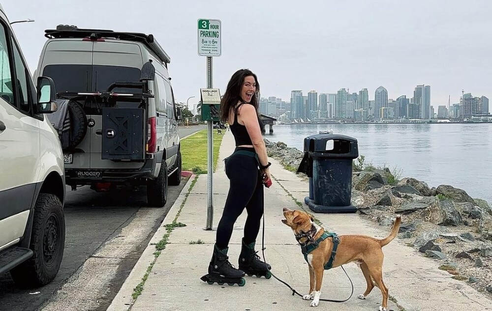 Nikki Delventhal Age, Husband, Net Worth, Height, Parents, Bio