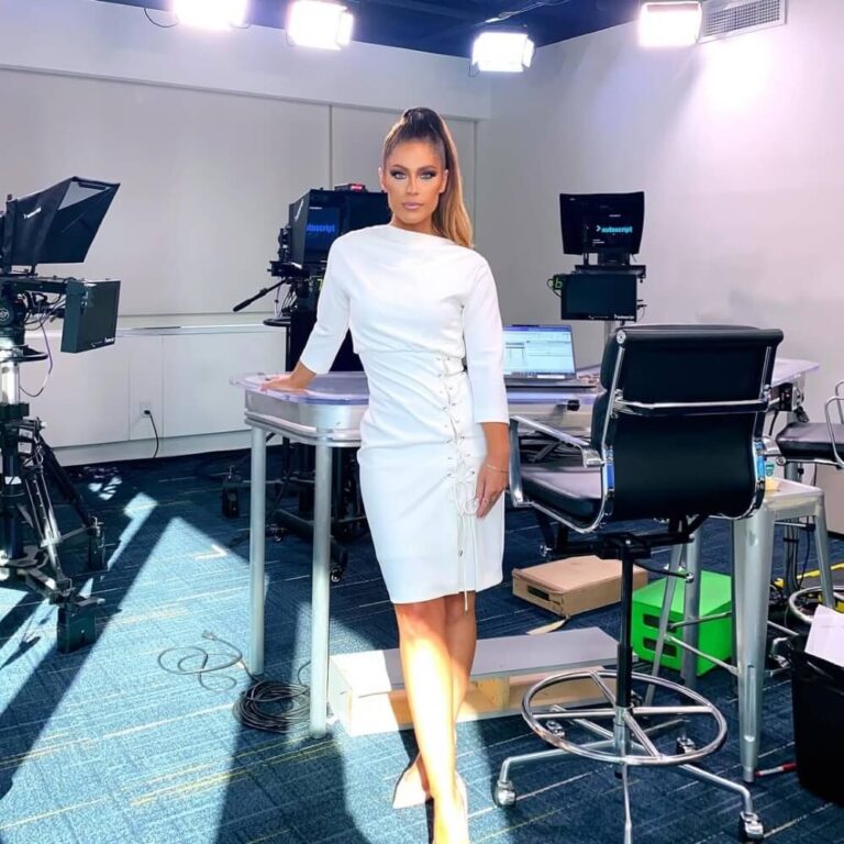 Alex Kraemer Age, Husband, Height, Parents, Net Worth, Bio