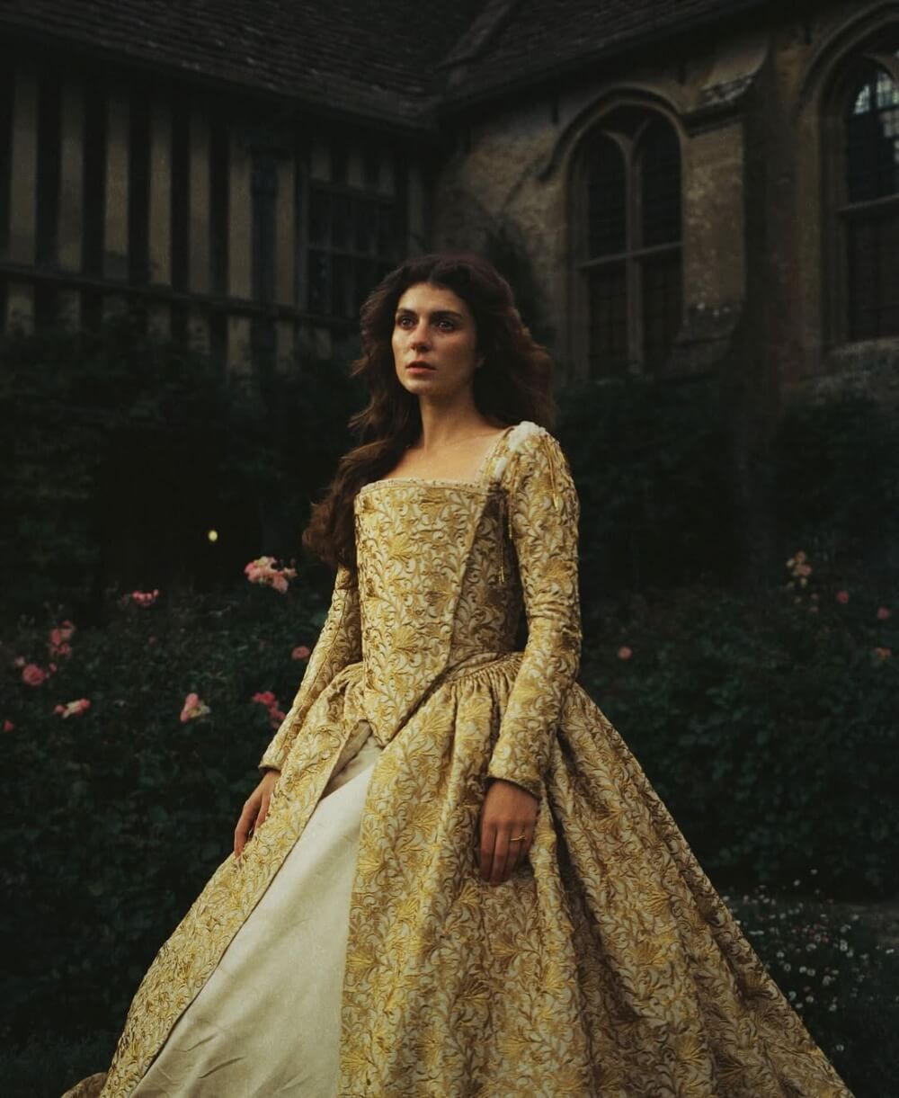 Emily Bader Age, Husband, Height, Net Worth, Weight, Parents