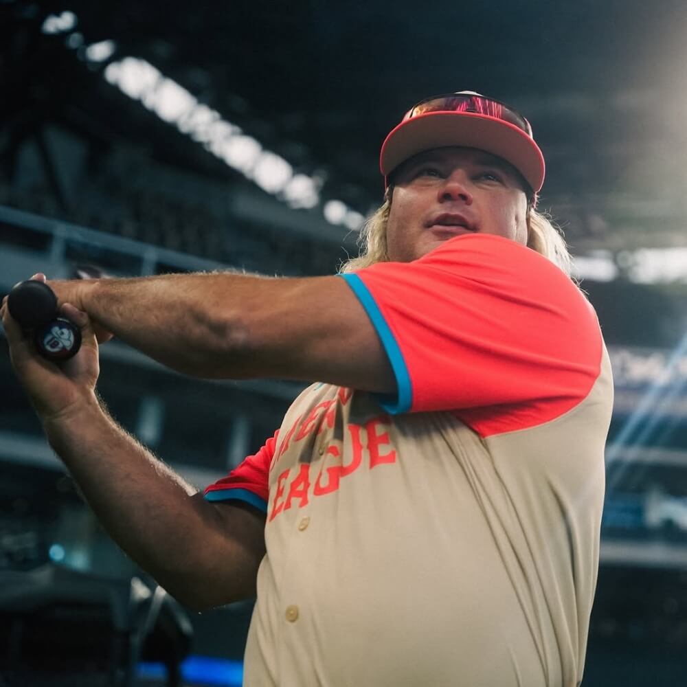 Justin Chiasson Net Worth, Age, Brother, Wife, Height, Bio