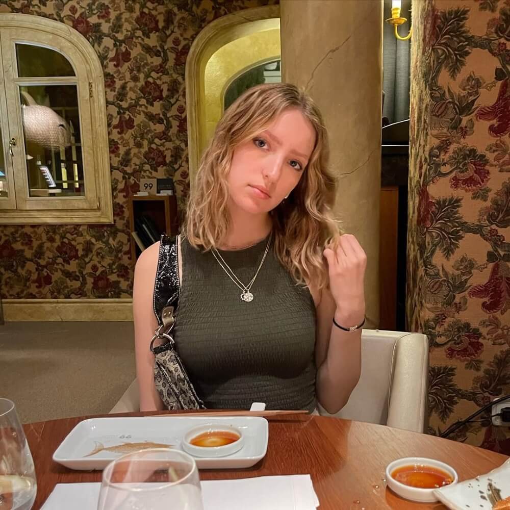 Karina Kurzawa Age, Height, Boyfriend, Parents, Net Worth, Real Name