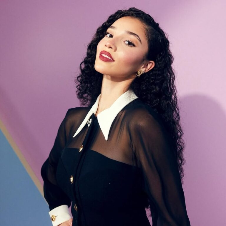 Malia Baker Age, Height, Parents, Sister, Net Worth, Boyfriend