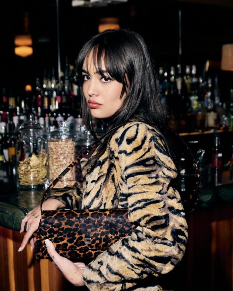 Thalia Besson Age, Ethnicity, Parents, Height, Net Worth, Boyfriend