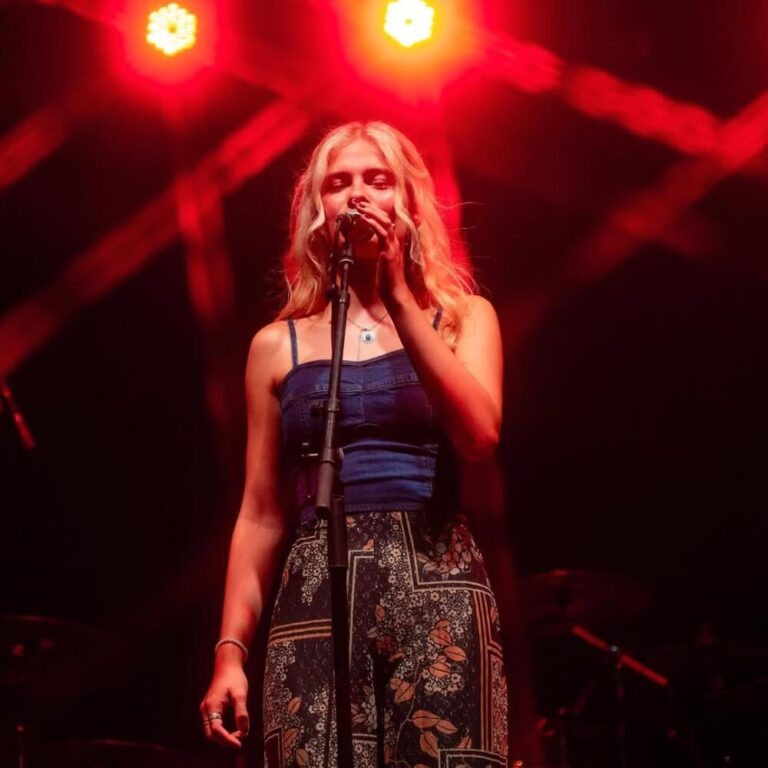 Darci Lynne Age, Husband, Height, Net Worth, Parents, Wiki