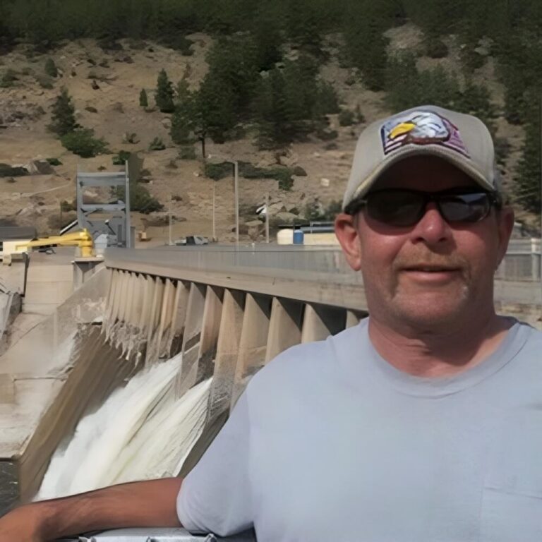 Russell Varisco Age, Height, Wife, Net Worth, RVerTV, Wiki