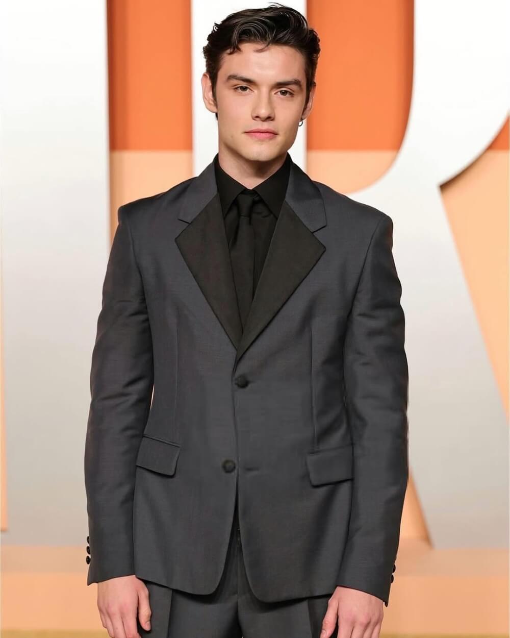 Top 12 Dark Haired Male Actors Under 30