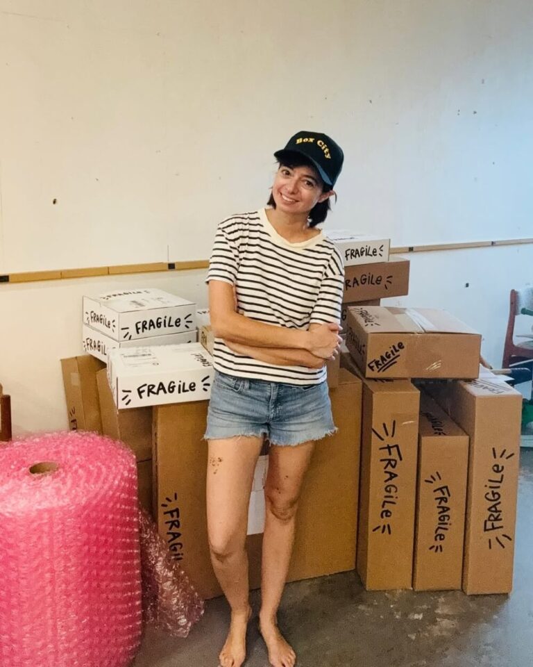 Kate Micucci Age, Husband, Net Worth, Height, Movies, Bio