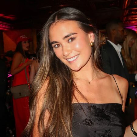 Paula Scanlan Age, Ethnicity, Husband, Net Worth, Parents, Height