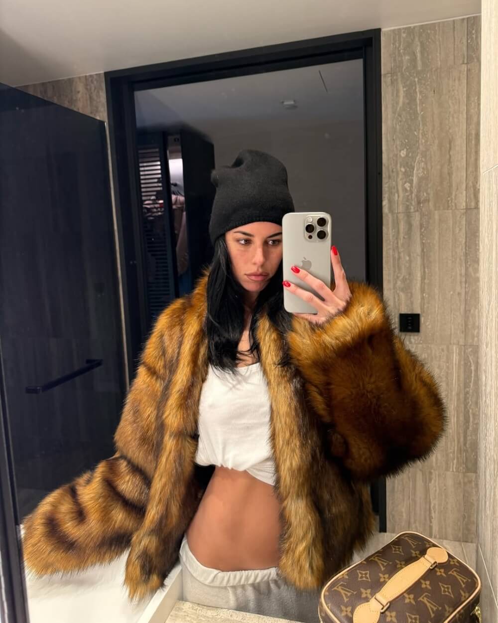 Victoria Villarroel Age, Height, Husband, Net Worth, Sister, Bio