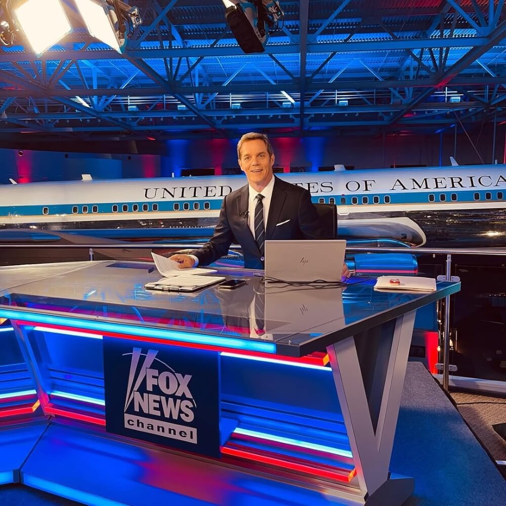 Bill Hemmer Wife, Net Worth, Salary, Children, Age, Sister, Wiki