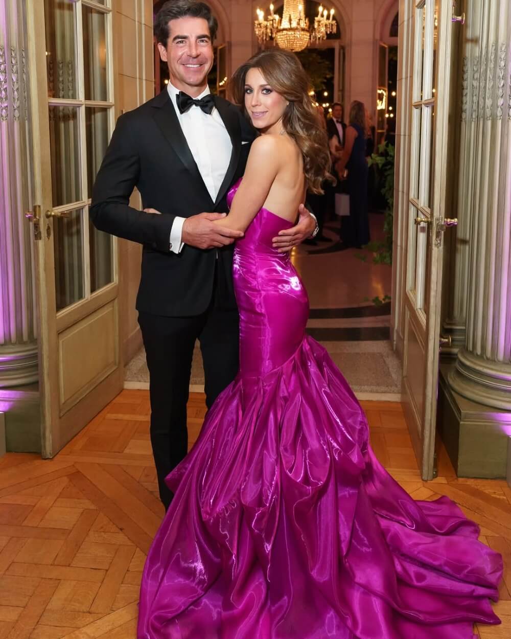 Jesse Watters Age, Wife, Religion, Children, Net Worth, Height