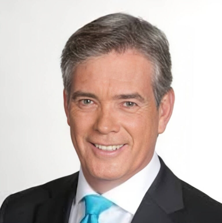 John Roberts Fox News Wife, Net Worth, Age, Salary, Children, Bio