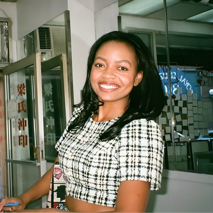 Kelly Stamps Age, Husband, Net Worth, Height, Weight, Bio