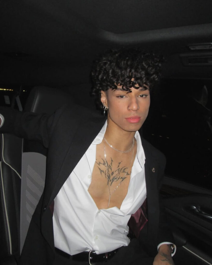 Larray Ethnicity, Age, Height, Boyfriend, Net Worth, Brothers