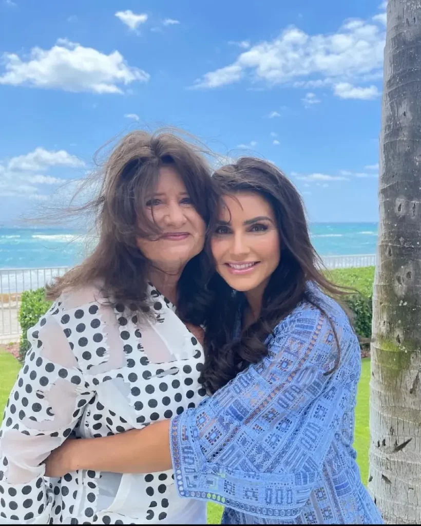 Alexia Clark Age, Husband, Height, Net Worth, Surgery