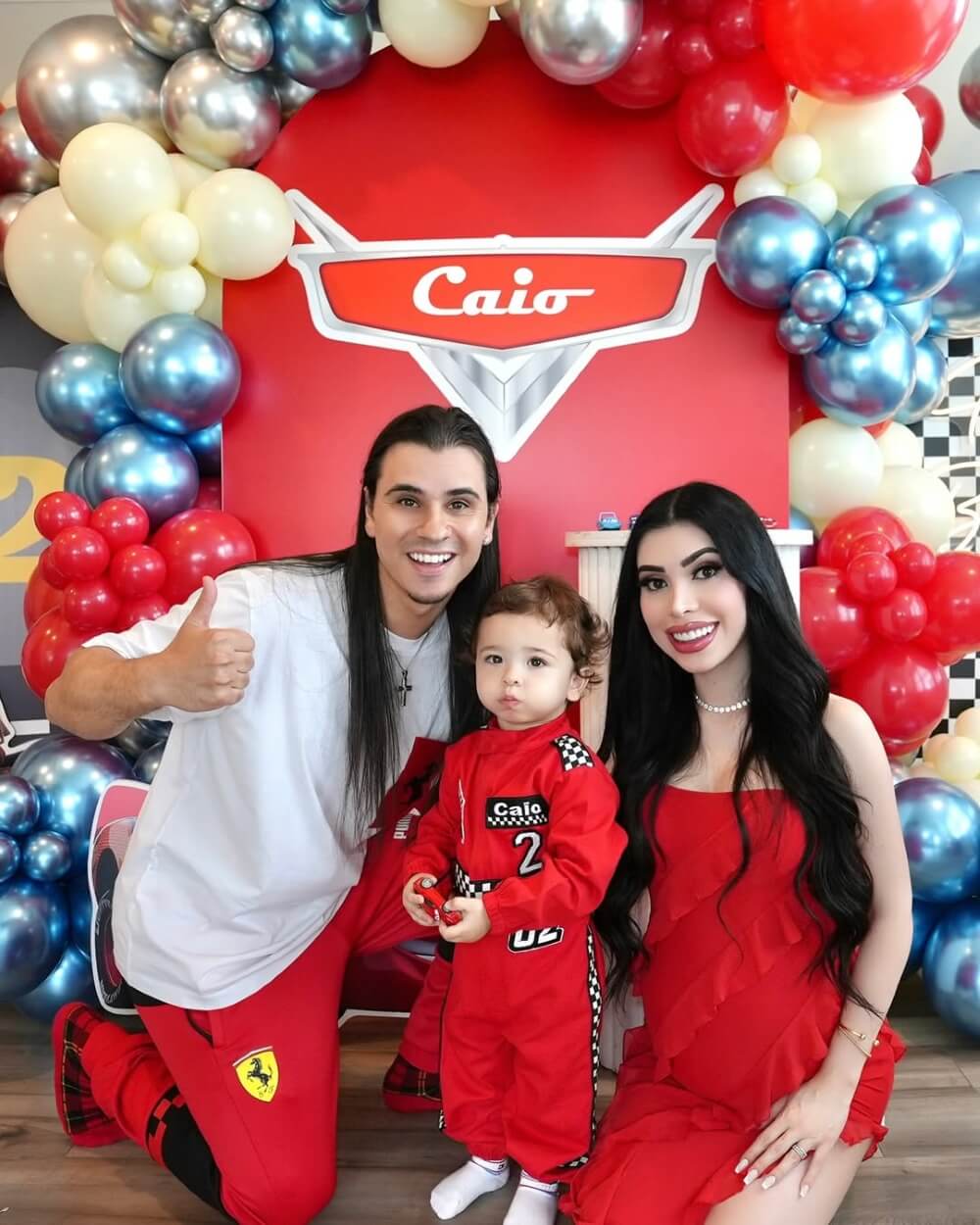 Cyrus Dobre Age, Brothers, Wife, Net Worth, Height, Kids