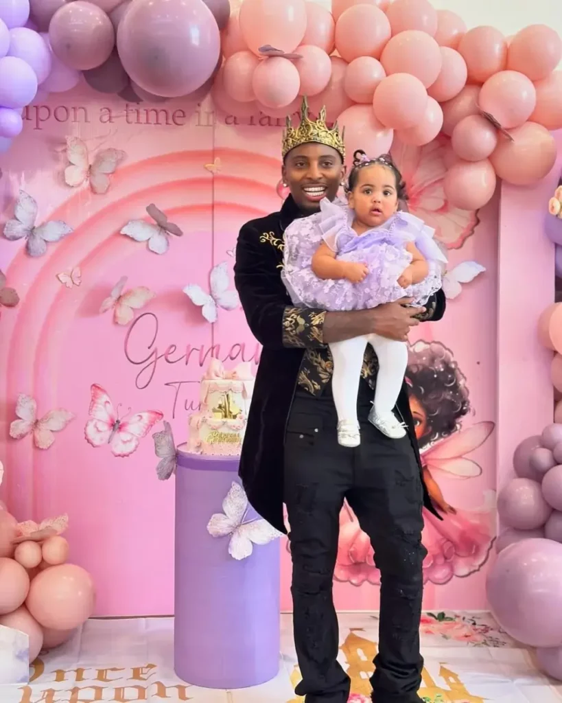 FunnyMike Net Worth, Age, Girlfriend, Kids, Brother, Height, Bio