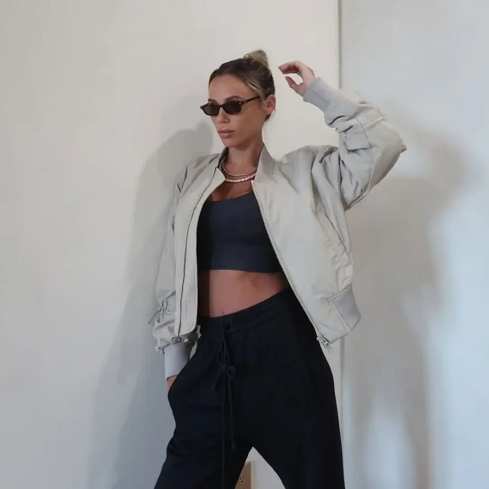 Hallie Batchelder Parents, Age, Net Worth, Height, Weight, Wiki