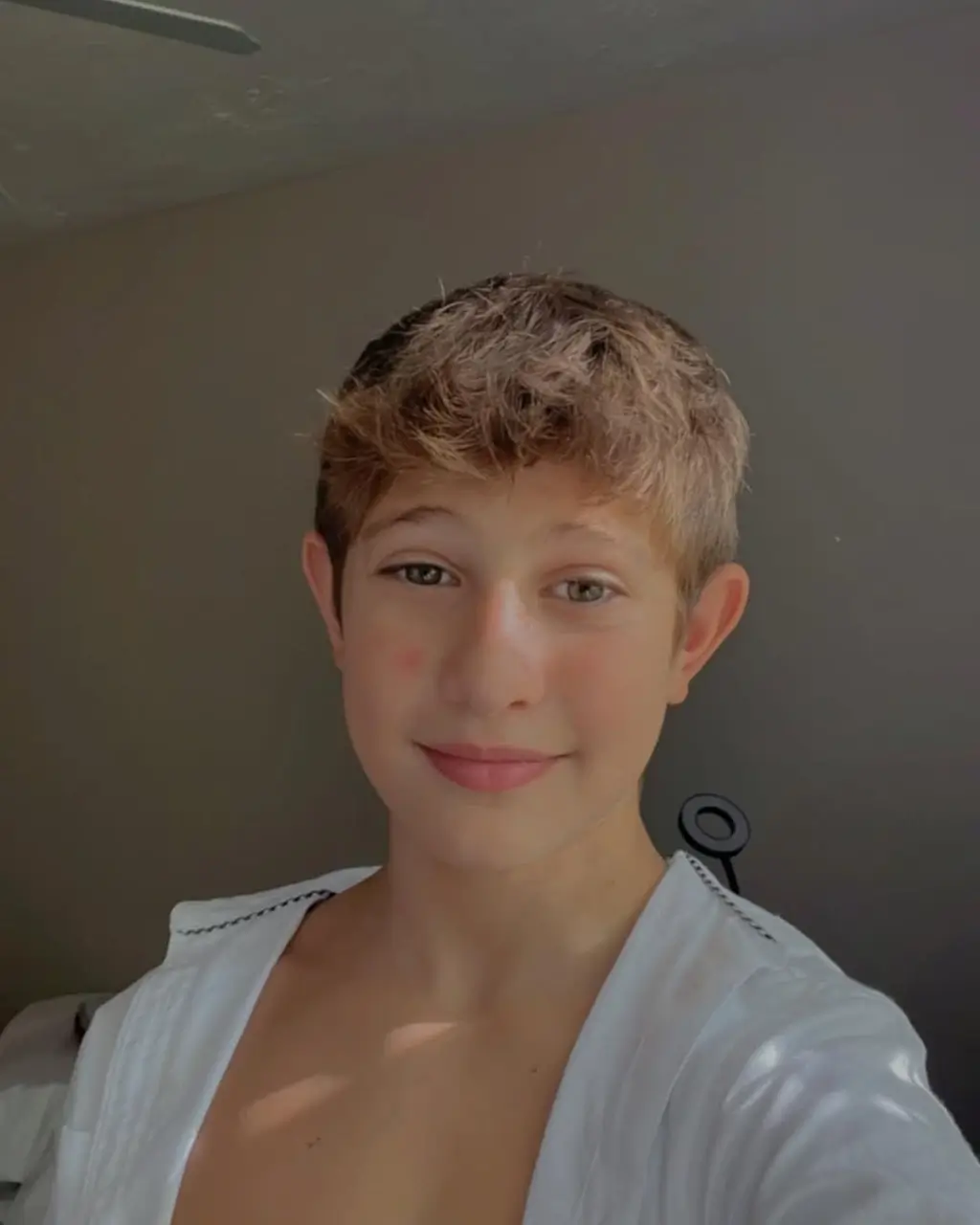 Nidal Wonder Age, Height, Girlfriend, Sister, Net Worth, Parents