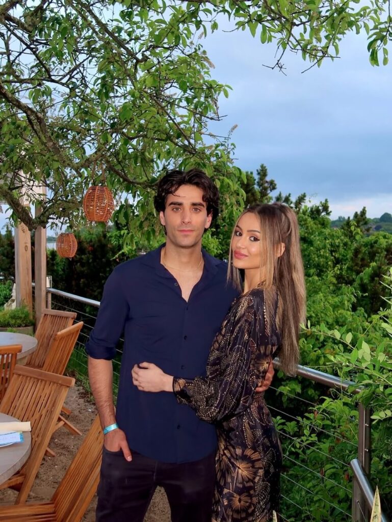 Sophia Kianni Age, Parents, Sister, Net Worth, Boyfriend, Wiki