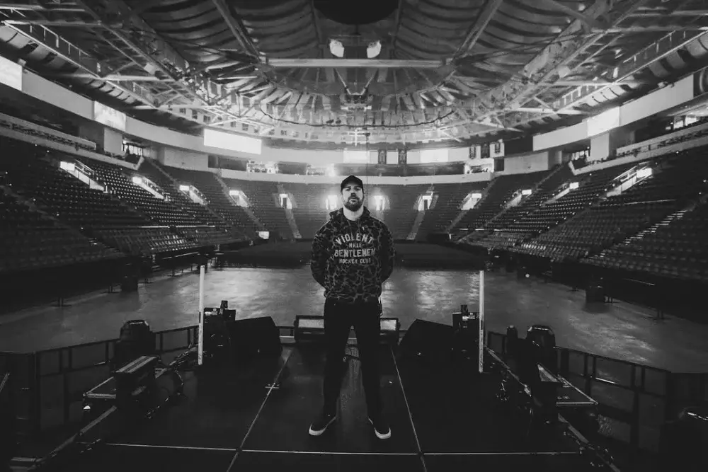 Aaron Gillespie Wife, Age, Net Worth, Songs, Kids, Height, Bio