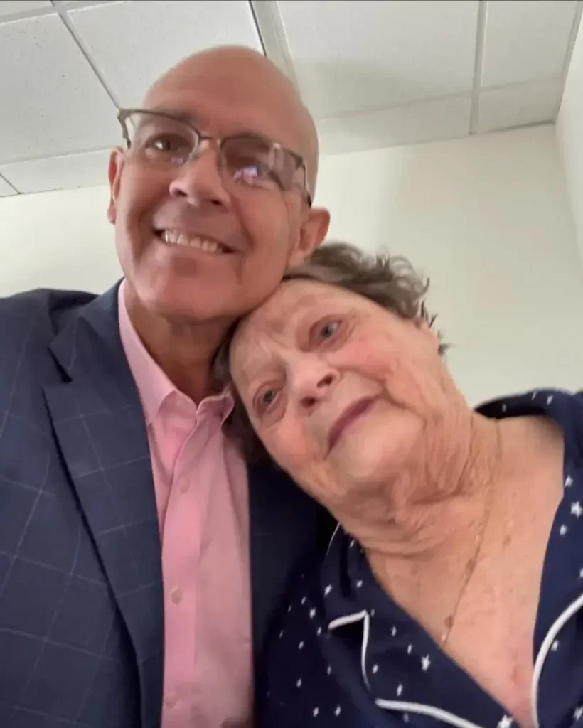 Bruce Thompson Biography Net Worth, Wife, Age, Children, Wiki