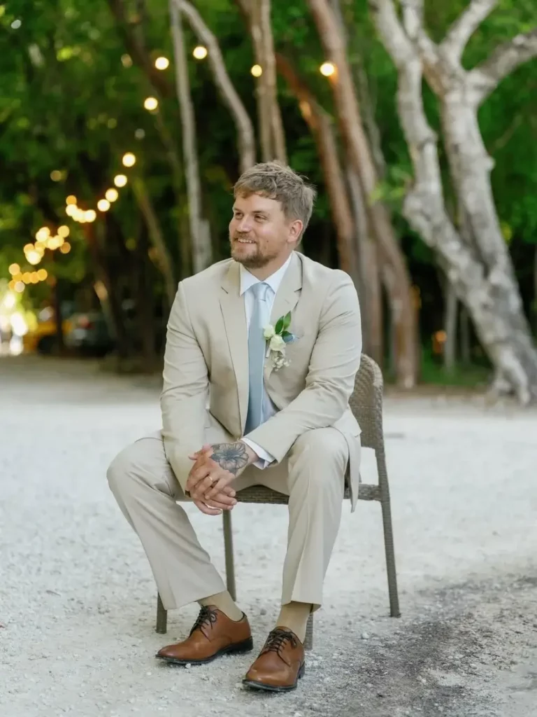 Levi Hummon Wife, Age, Net Worth, Dad, Height, Songs, Tour, Bio