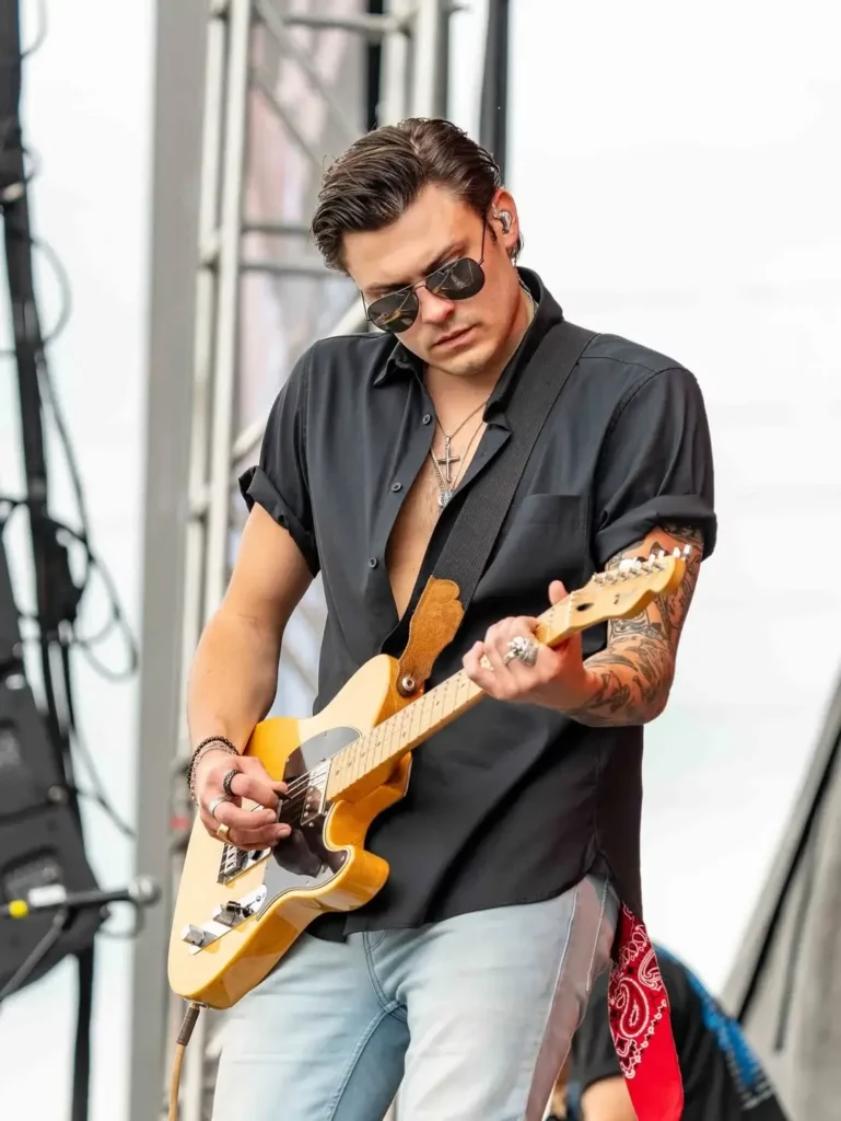 Logan Crosby Bio, Age, Wife, Height, Net Worth, Songs, Wiki