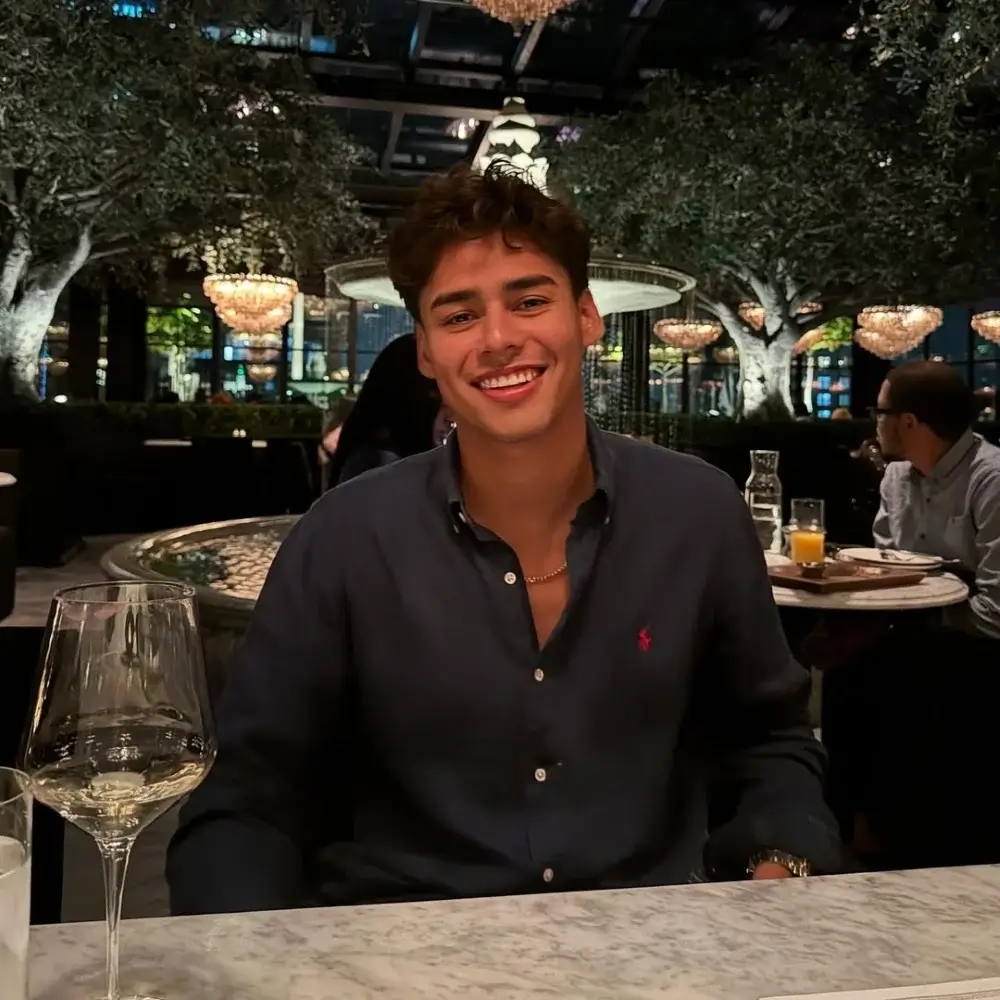 Andrew Davila Age, Girlfriend, Height, Sister, Net Worth, Bio