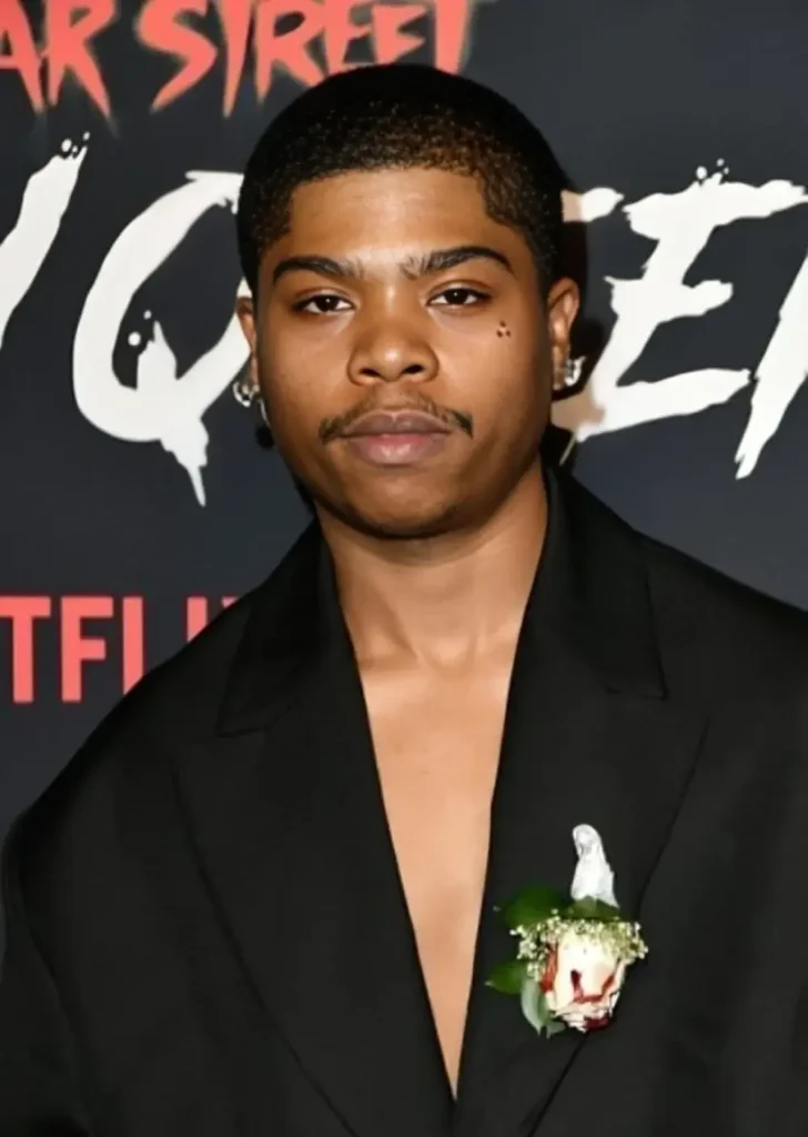 Benjamin Flores Jr. Age, Height, Net Worth, Ethnicity, Parents, Bio