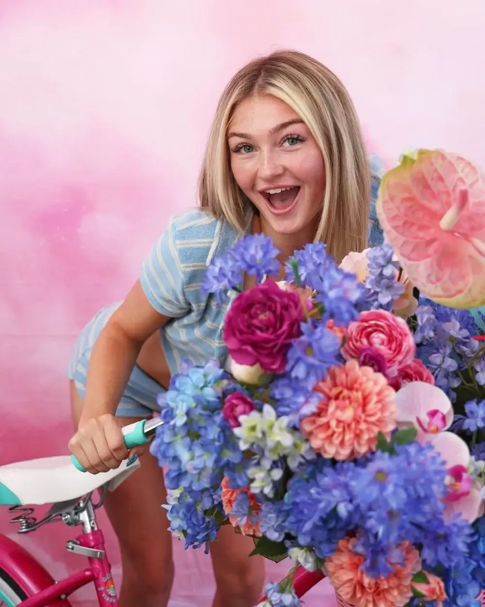 Kenzie Yolles Age, Twin Sister, Net Worth, Parents, Height, Boyfriend