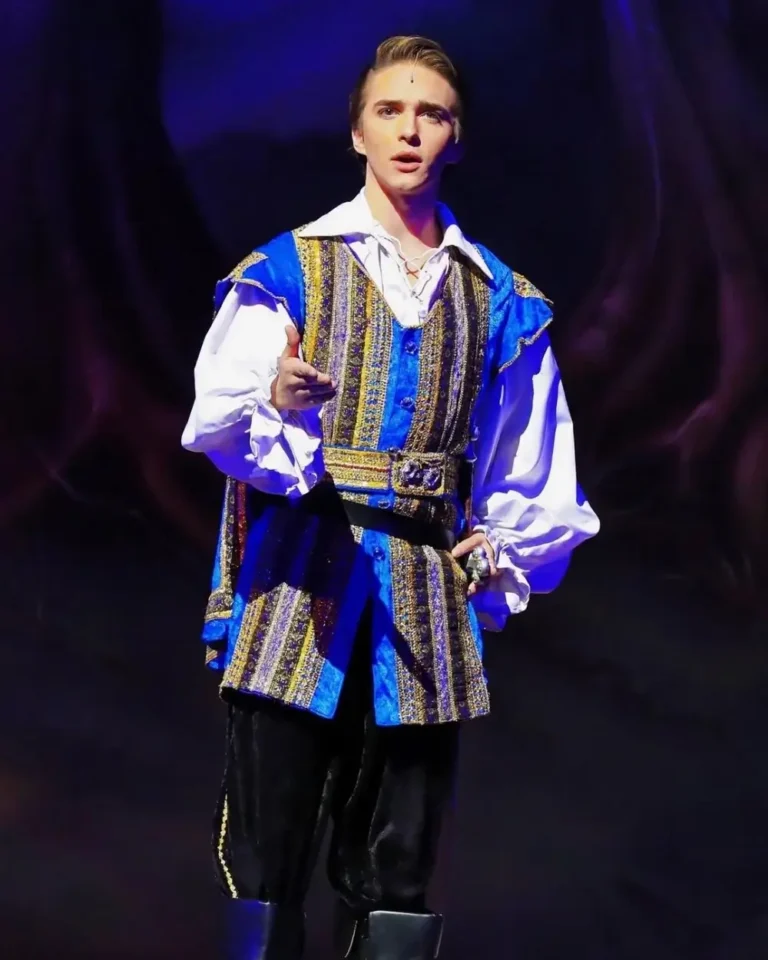 Runik TV Age, Real Name, Sister, Height, Net Worth, Girlfriend